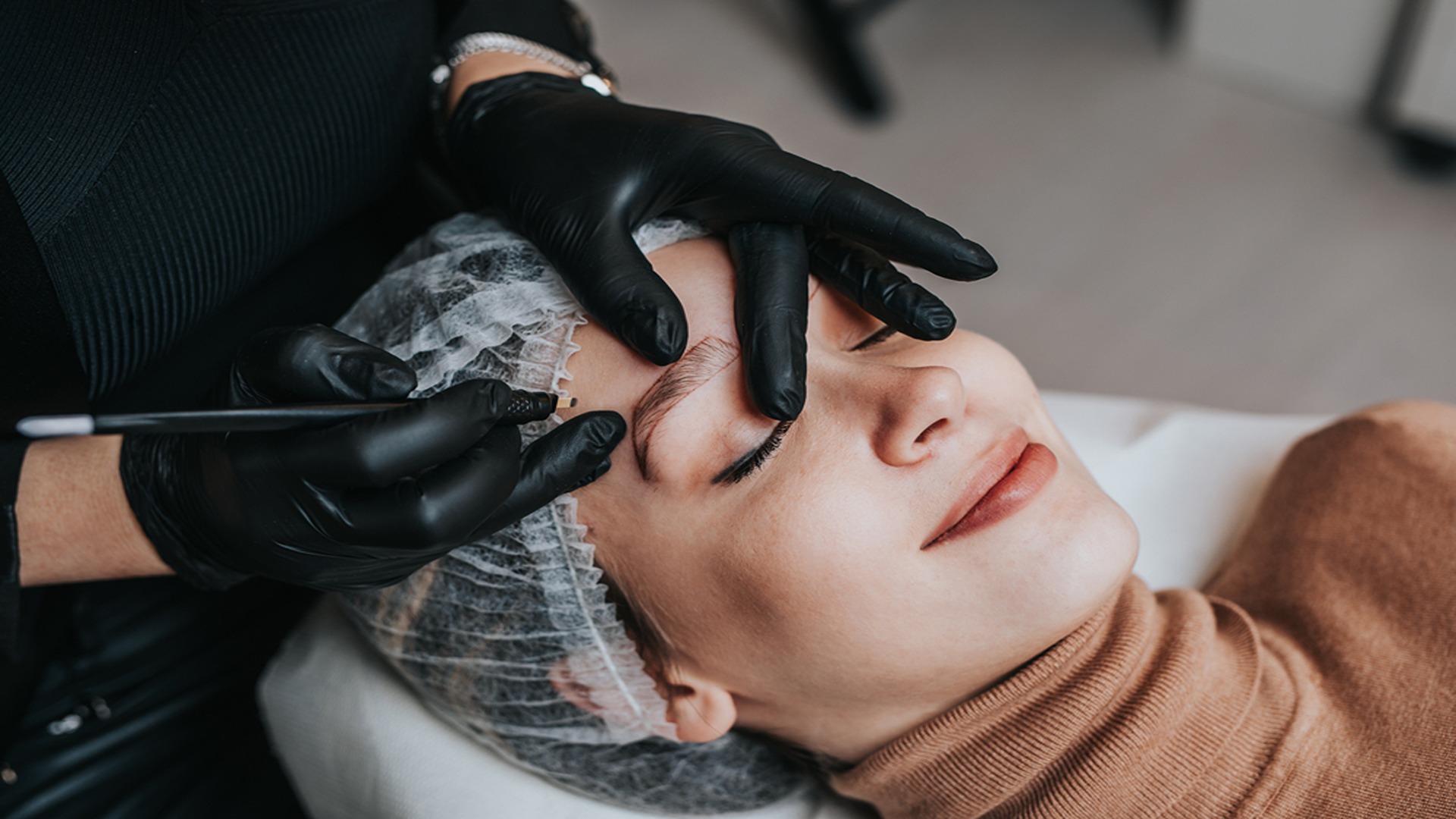 Unveiling the Trend for Microblading Removal - Minou Nails